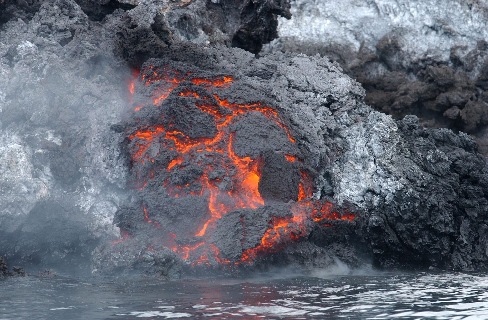 400-Mile Chain of Extinct Volcanoes Discovered Beneath China [2025]