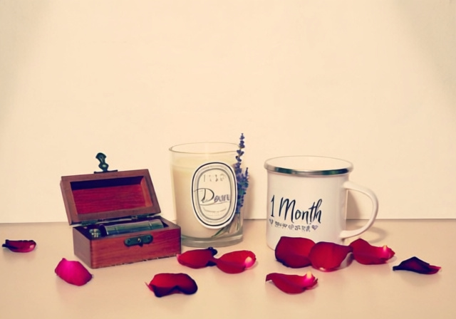 One Month Anniversary Gifts: 11 Thoughtful Ideas for New Couples