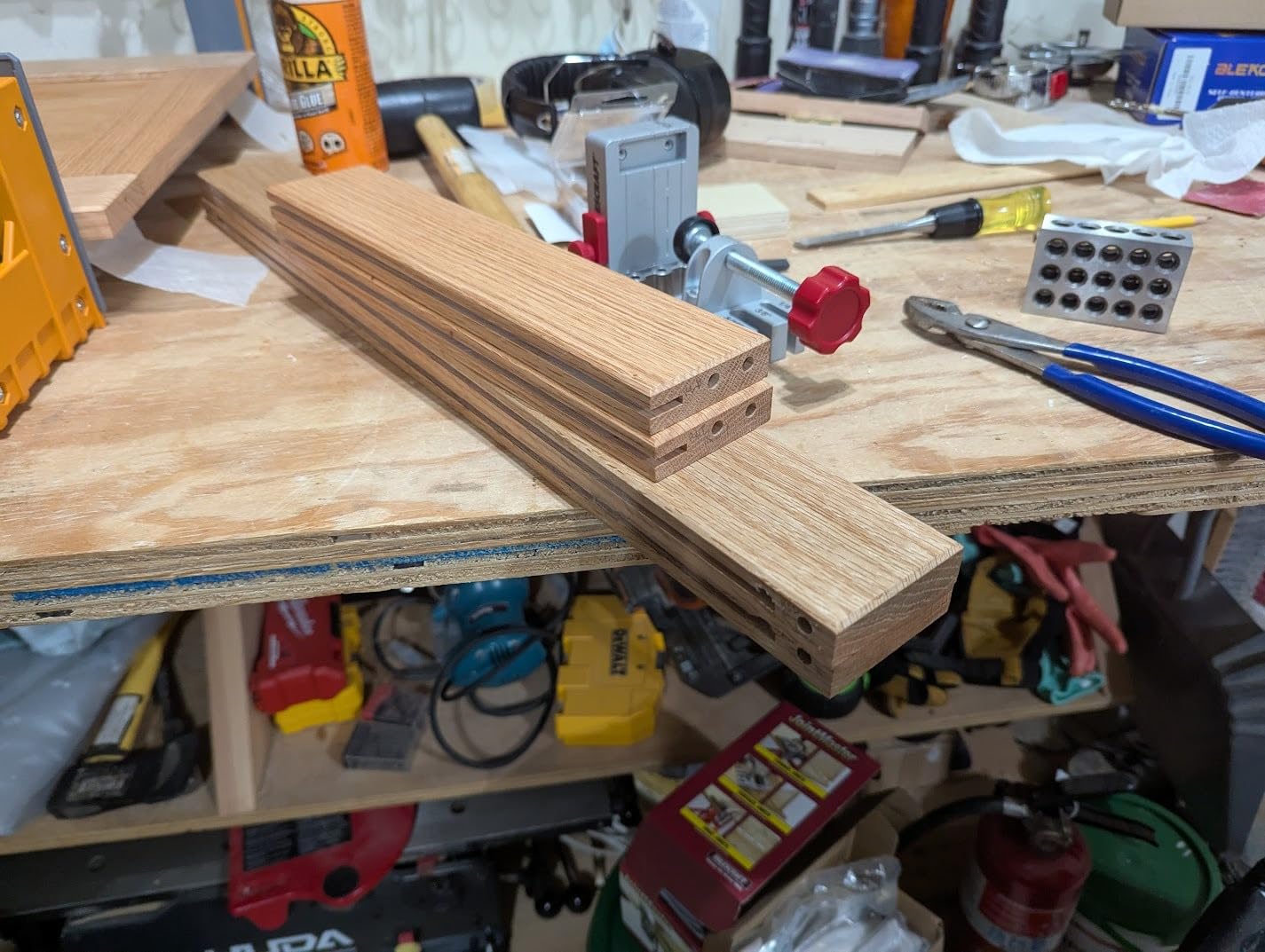 Best Doweling Jigs for Alignment: Reviews & Comparisons
